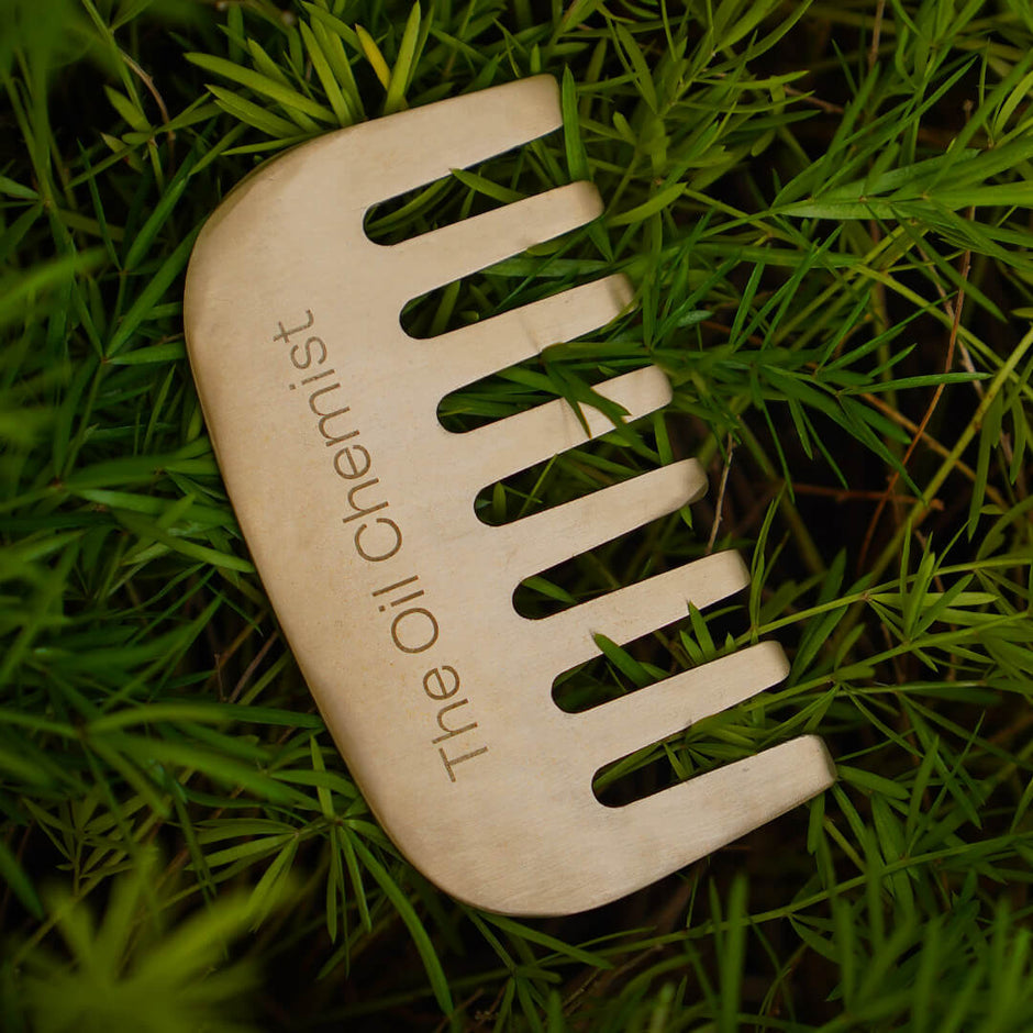 Fish-shaped Kwansha Metal Face Massager to Sculpt, Lift & Relax – The ...